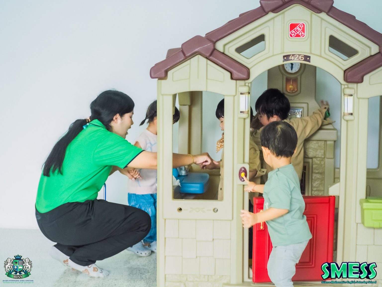 SMESS INDOOR PLAYROOM FUN! - Balance International School